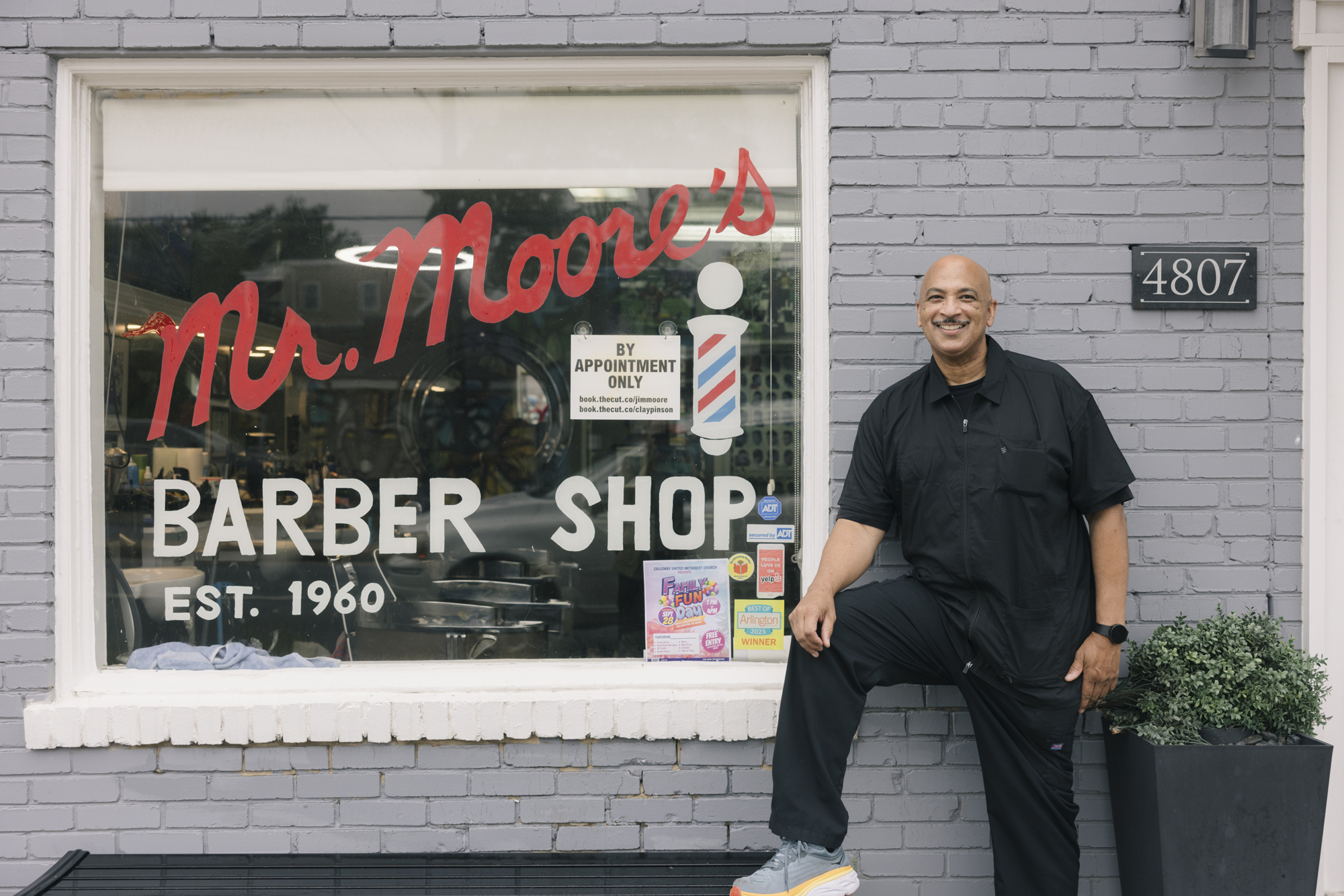 Mr. Moore’s Barbershop | Langston Boulevard Alliance
